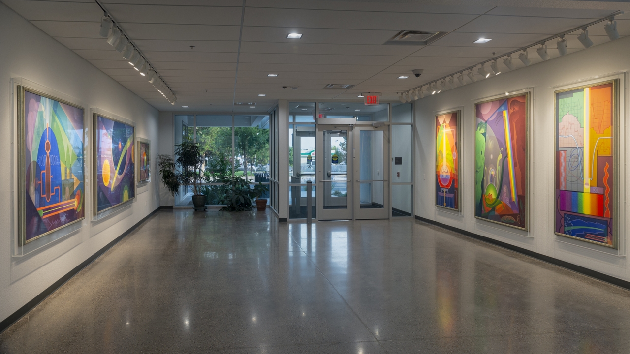 New PAÍS art installation welcomes back students | UNM UCAM Newsroom