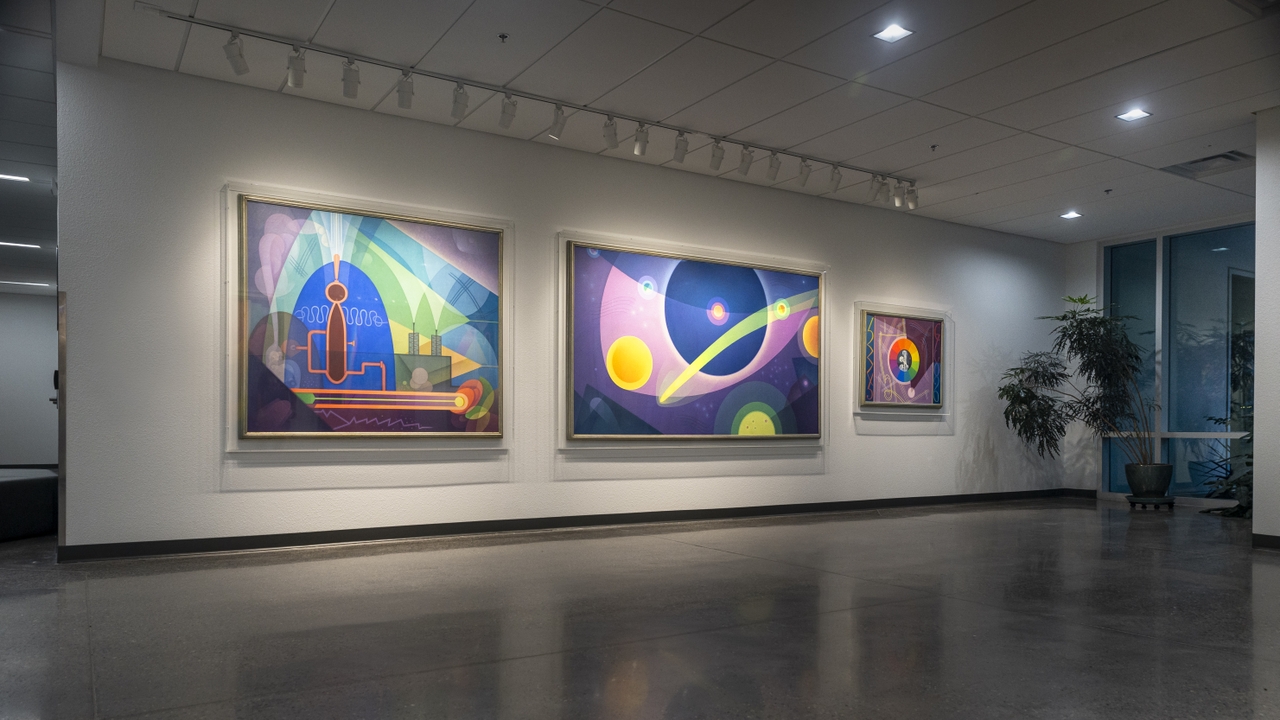 New PAÍS art installation welcomes back students | UNM UCAM Newsroom