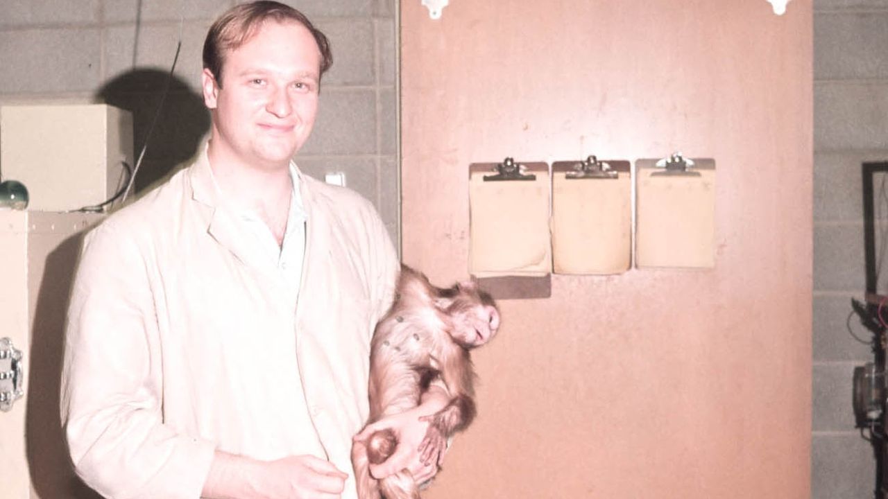 A search for answers in ethics: where animals fit in | UNM UCAM Newsroom