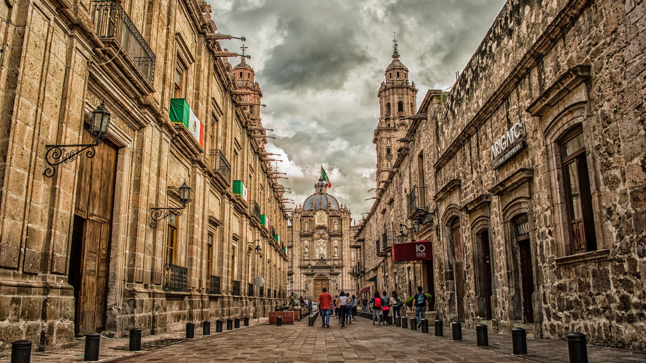 New book examines impact of European arrival on Mexico | UNM UCAM Newsroom