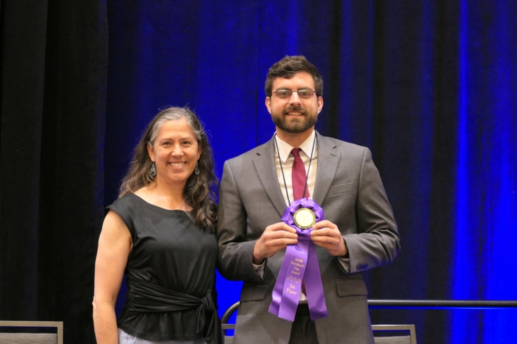 UNM Exercise Science researcher takes top prize for sports medicine ...