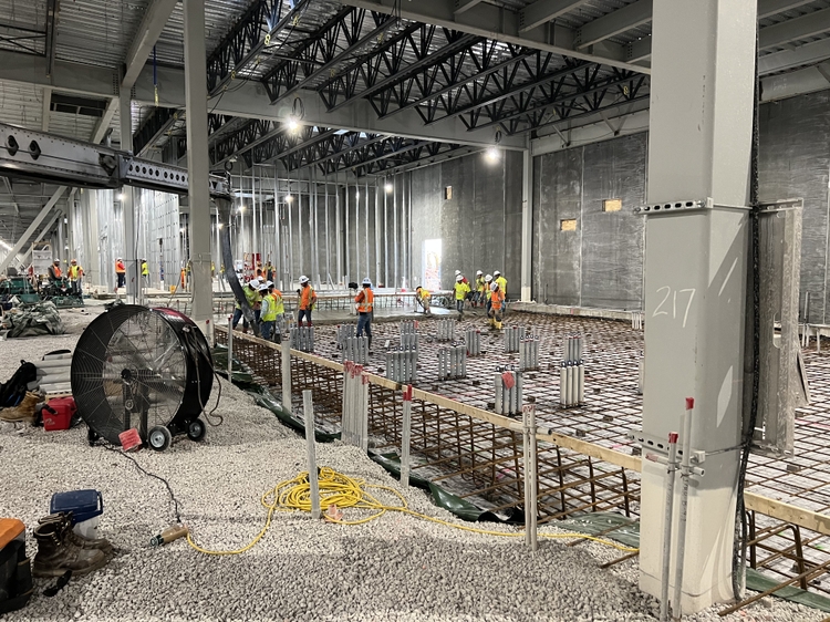 Pioneering study reveals heat stress risks for construction workers ...