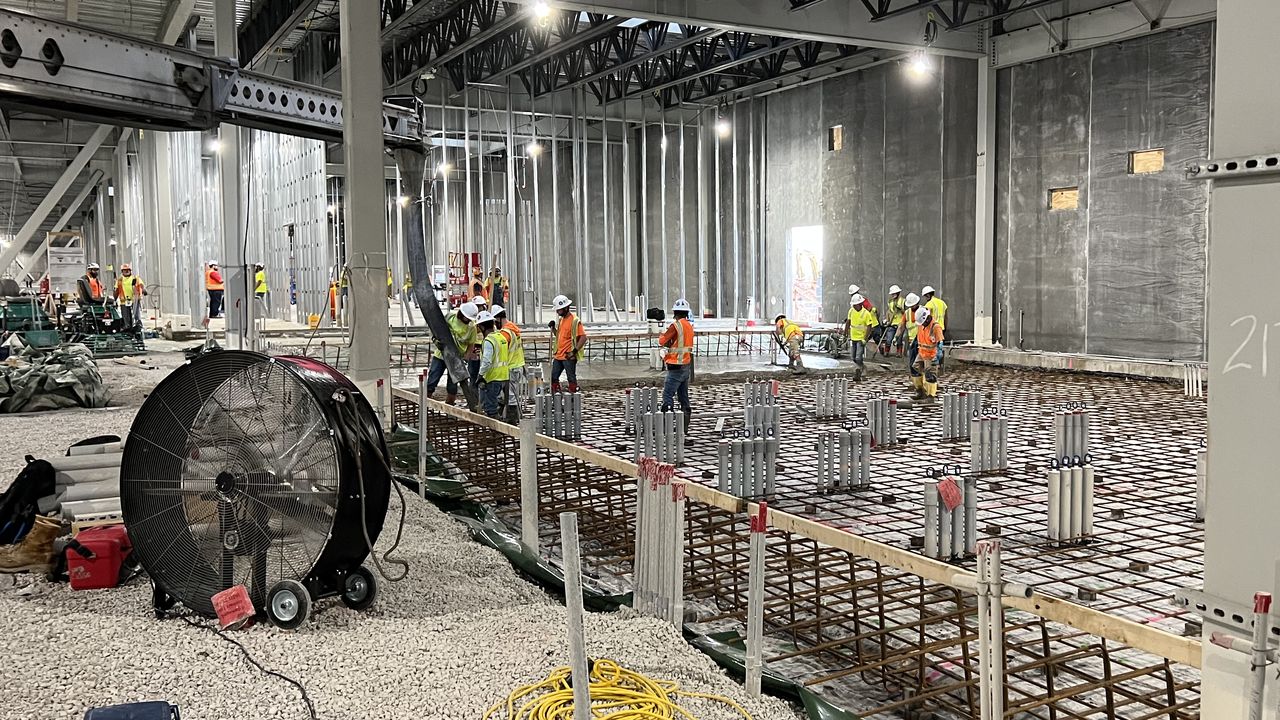 Pioneering study reveals heat stress risks for construction workers ...