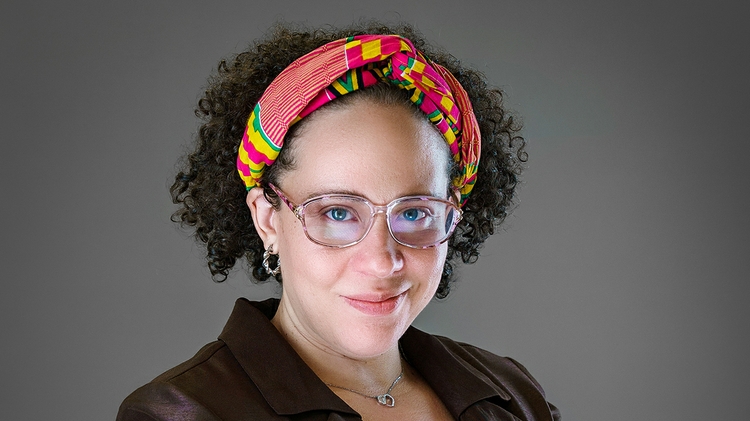 Africana Studies alumna encourages change through community: UNM UCAM ... Africana Studies alumna encourages change through community: UNM UCAM ...