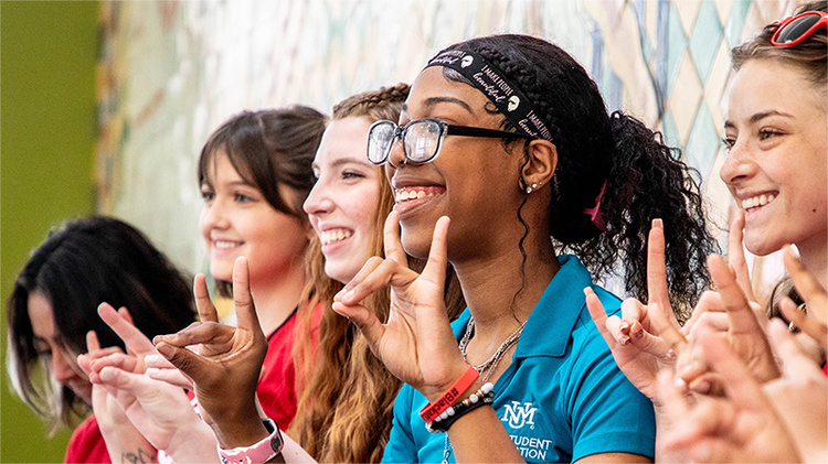 CEP hosts New Student Orientation information session: UNM Newsroom