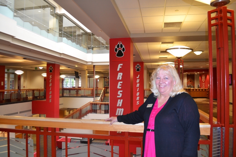 After 29 years of service to UNM, Wallace is leaving the building: UNM ...