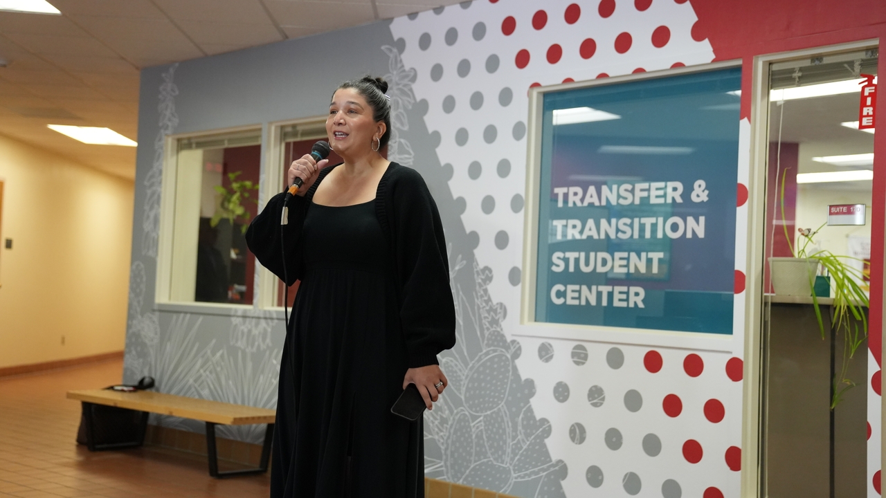 UNM opens center to provide support for transfer students | UNM UCAM ...