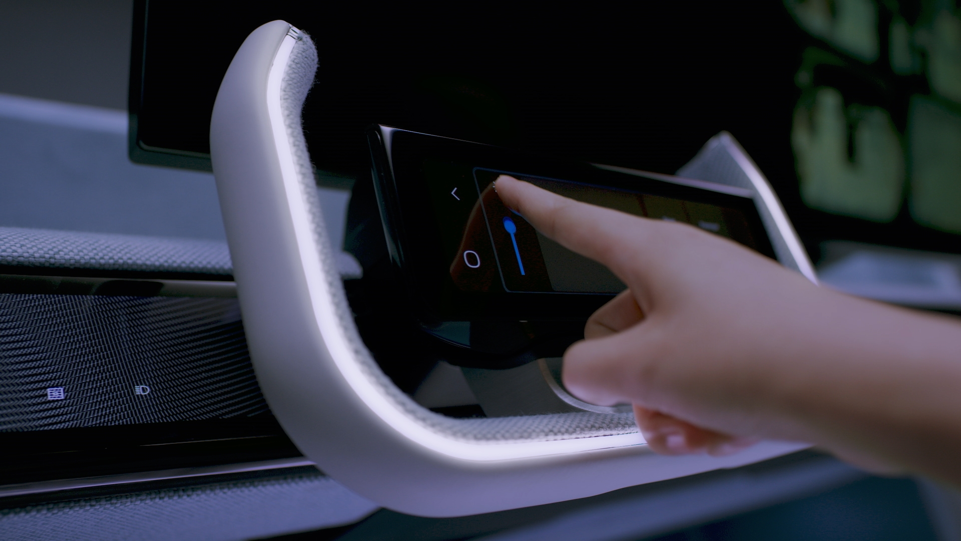 HARMAN Reimagines the In-Vehicle Experience Through Expanded HARMAN ExP ...
