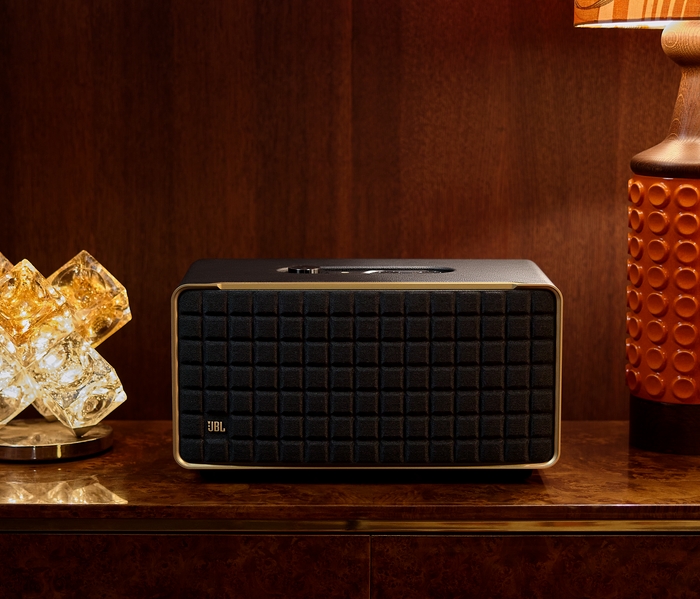 JBL lance une toute nouvelle gamme : les JBL Authentics | HARMAN