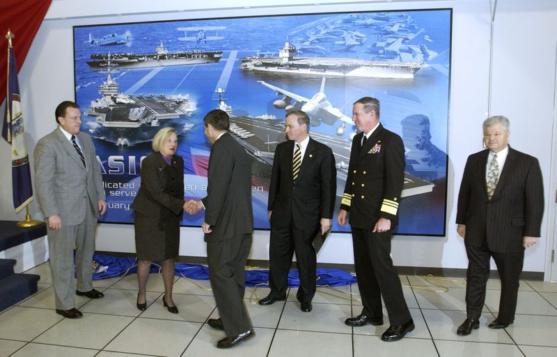Photo | Northrop Grumman Newport News President Mike Petters (third ...