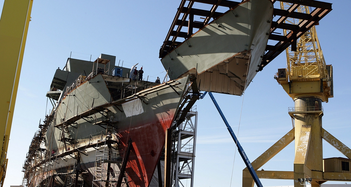 Photo | Unit 1120, which will complete the bow section of the first ...