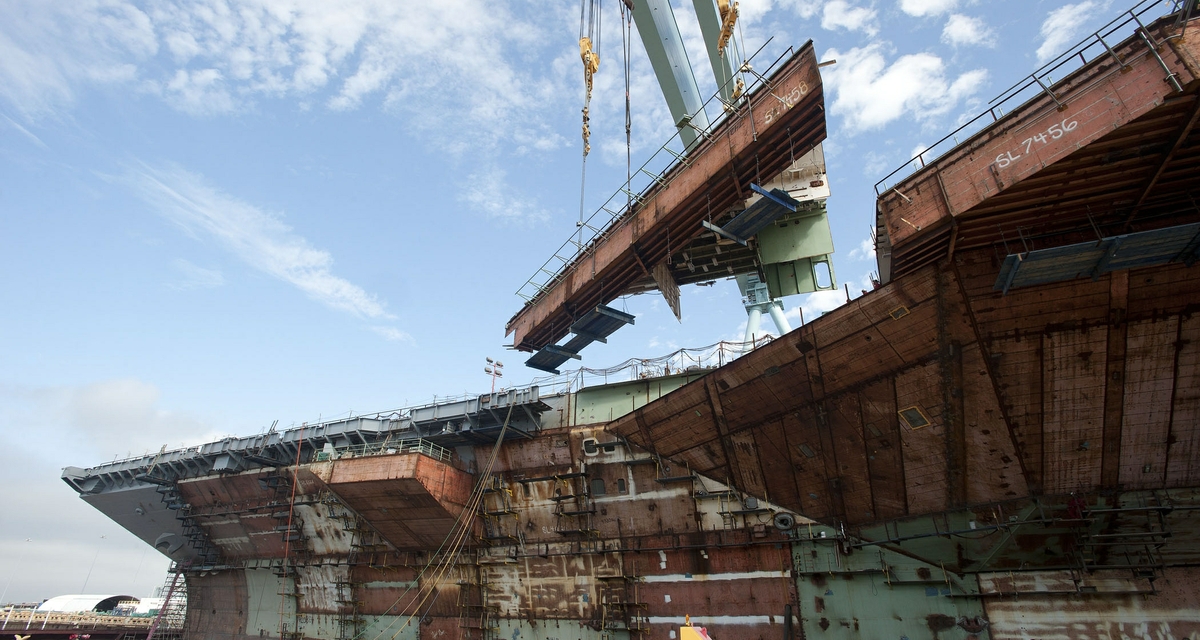 Photo | Gerald R. Ford (CVN 78) 1,050-ton superlift | HII News