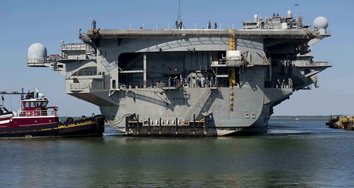 Photo | USS Enterprise (CVN 65) Arrives at Newport News Shipbuilding ...