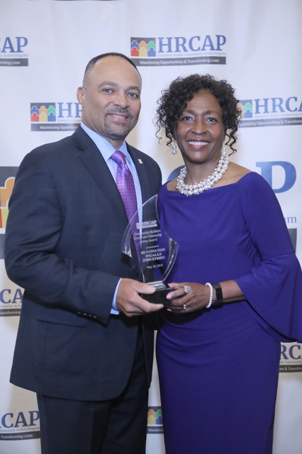 Photo | Dwayne Blake and Edith White | HII News