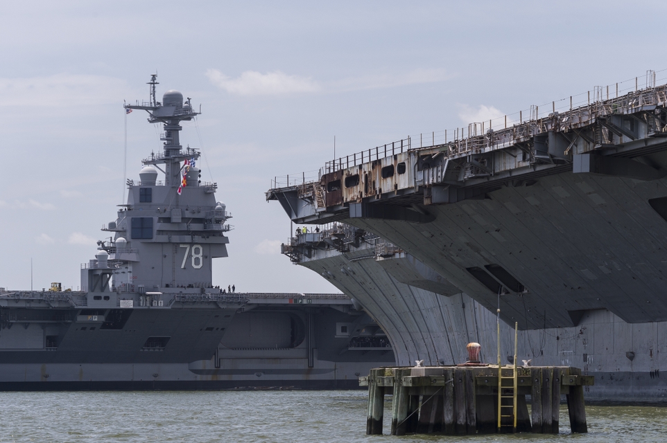 Photo | Gerald R. Ford (CVN 78) Arrives at Newport News Shipbuilding ...