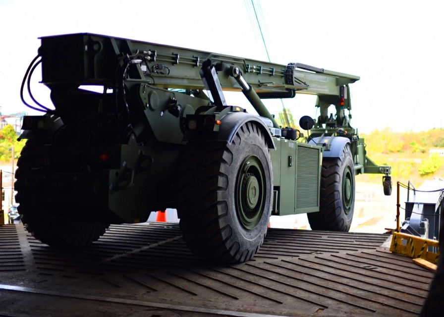Photo | Rough Terrain Container Handler | HII News