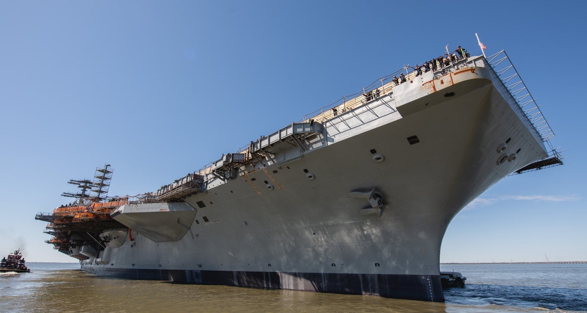 Photo | USS John C. Stennis (CVN 74) Undocking During RCOH | HII News