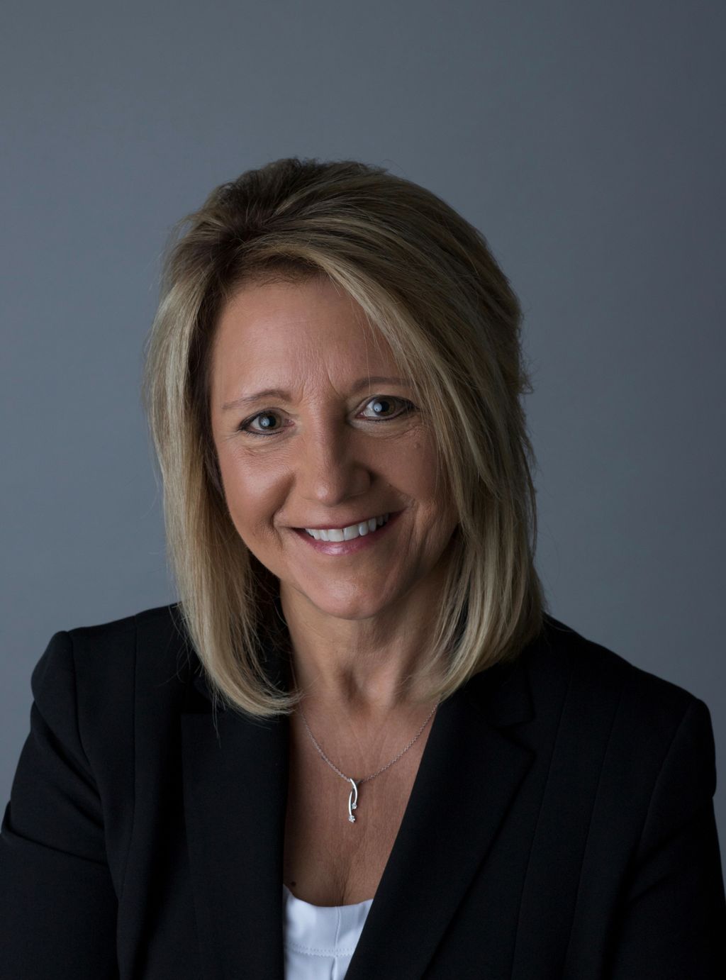 Associated Bank welcomes Amber Frantz as vice president, relationship ...