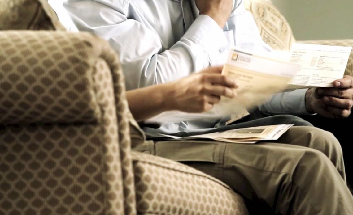 Fund Helps Low-Income Customers Pay Electric Bills | Energized by Edison