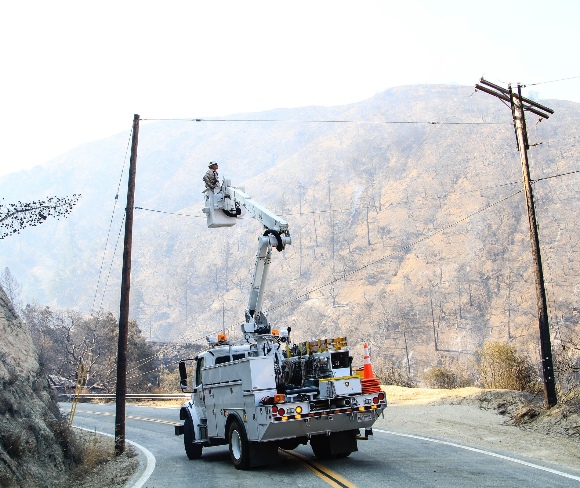 SCE Crews Work to Protect First Responders in Areas Devastated by Sand ...