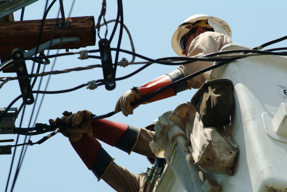 Thank a Lineman on National Lineworker Appreciation Day | Energized by ...