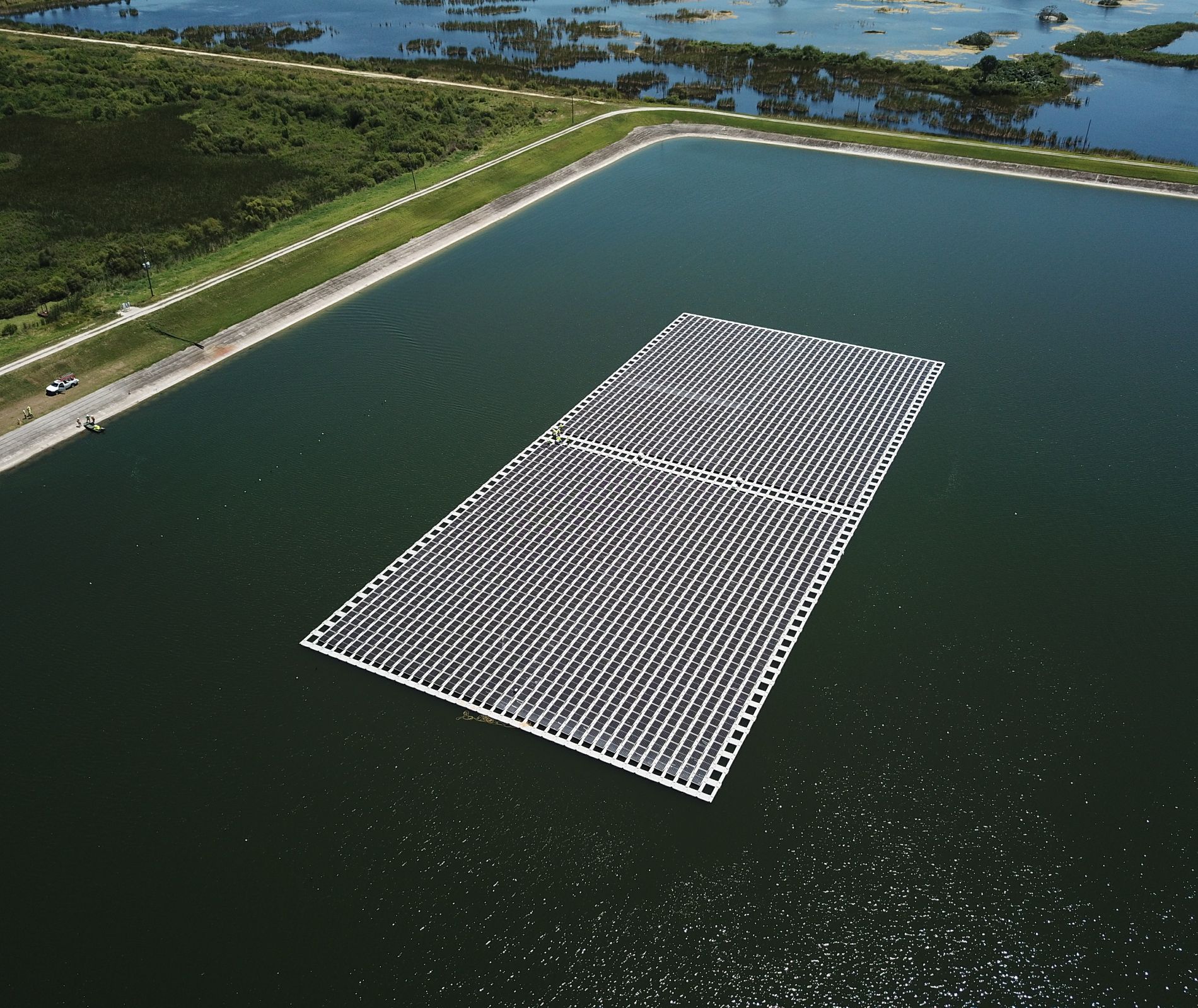Duke Energy completes its first floating solar project in Florida ...