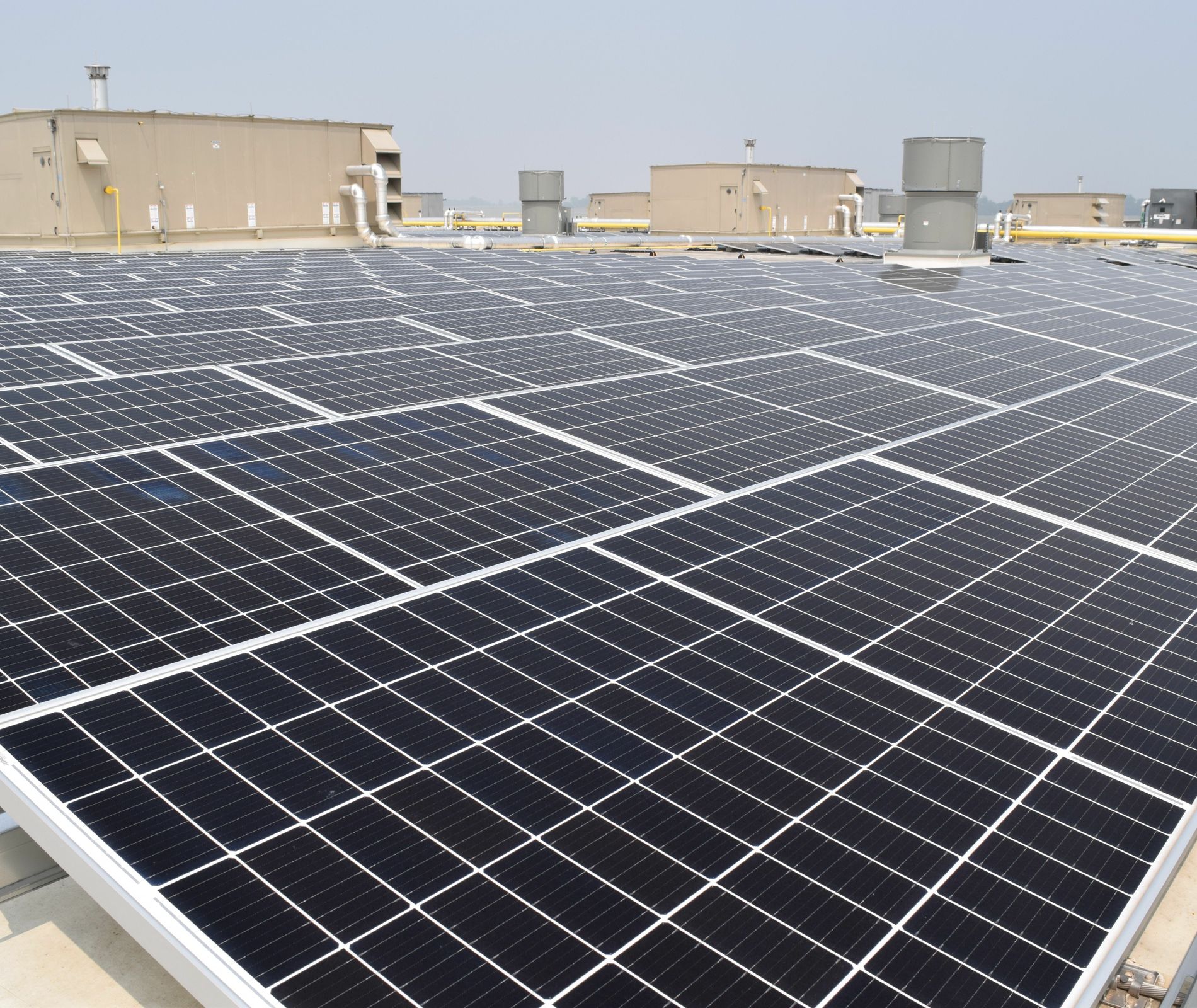 Duke Energy unveils Kentucky’s largest utility-scale rooftop solar site ...