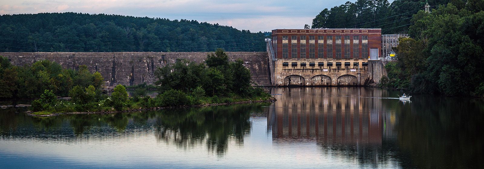 Breathtaking scenery surrounds hydro plant in NC | Duke Energy ...