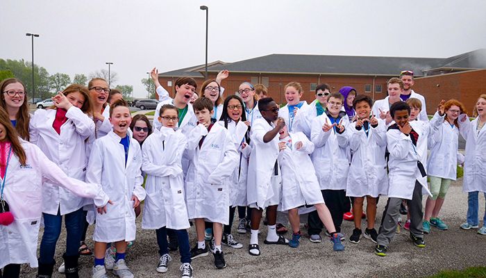 Mobile science lab fascinates kids in Indiana | Duke Energy | illumination