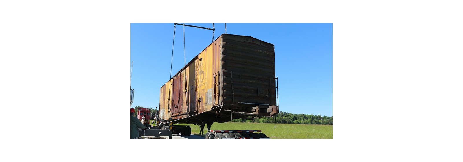 Photo | 2022-0518-railcar-boxcar | Duke Energy | illumination