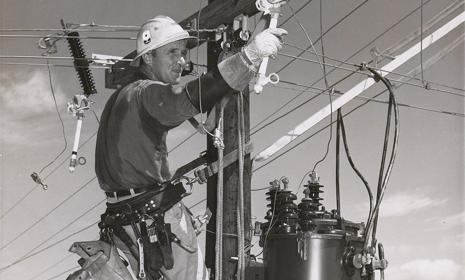 Retro photos: Lineworkers brighten our communities | Duke Energy ...