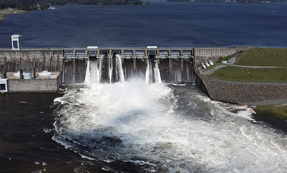 How Duke Energy manages high-water events to protect dams and ...