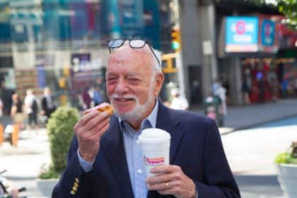Dunkin’ Donuts Unveils New Digital Billboard in Times Square with Help ...