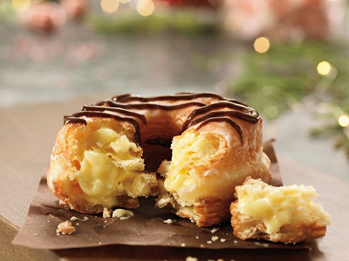Boston Kreme Croissant Donut | Dunkin'