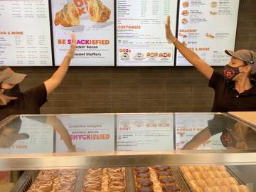 Dunkin’ Tests Biodegradable Straws at Select Stores Across the U.S ...