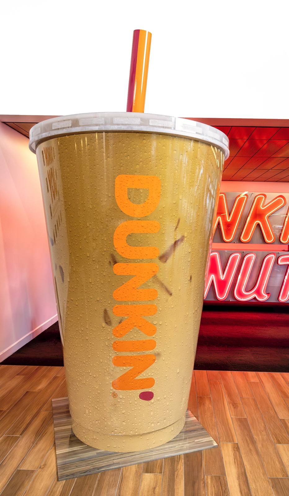 World's Largest Iced Latte | Dunkin'