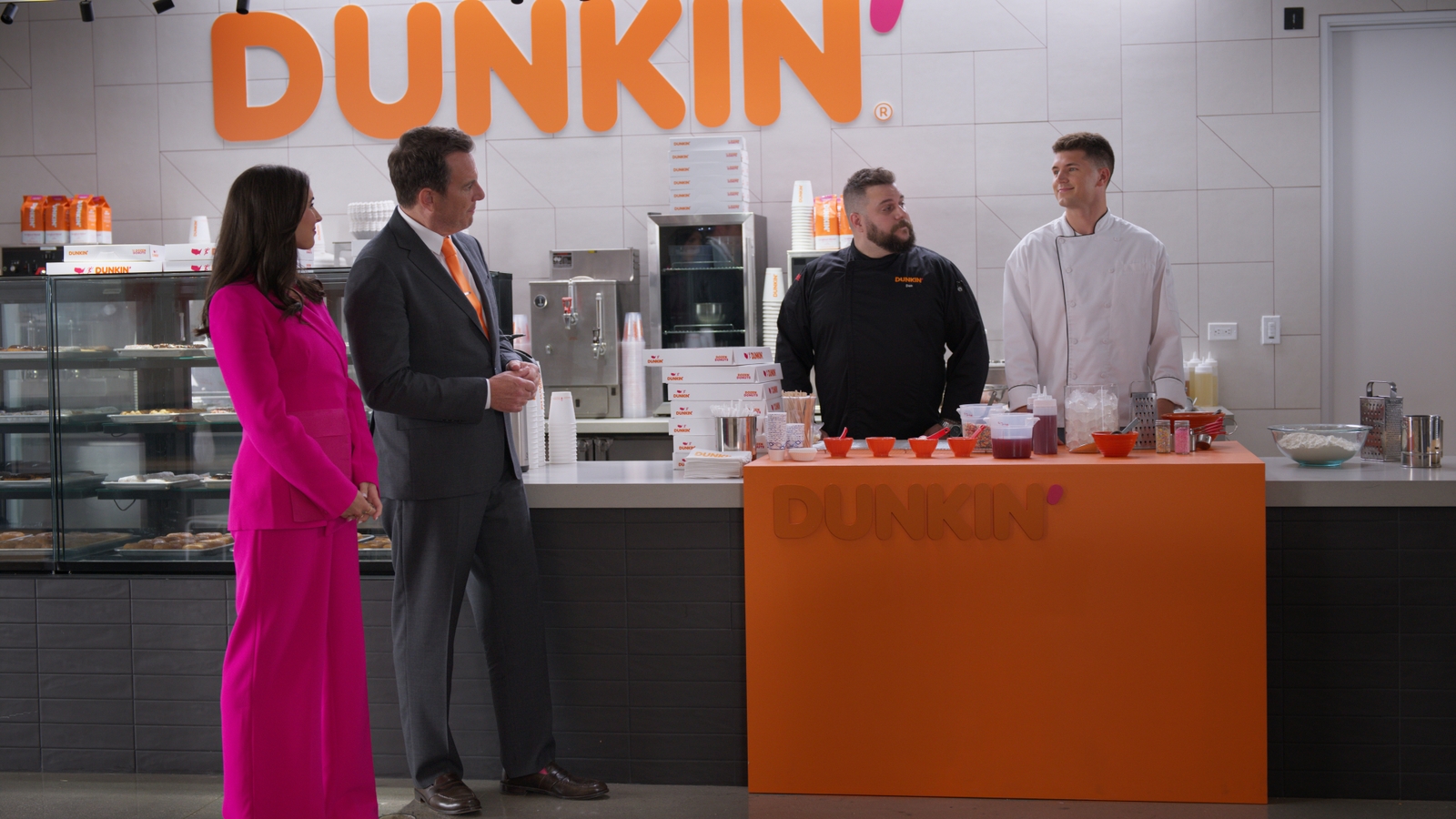 Meet the Dunkin’Terns: Dunkin’® Recruits Experts, Led by Will Arnett ...