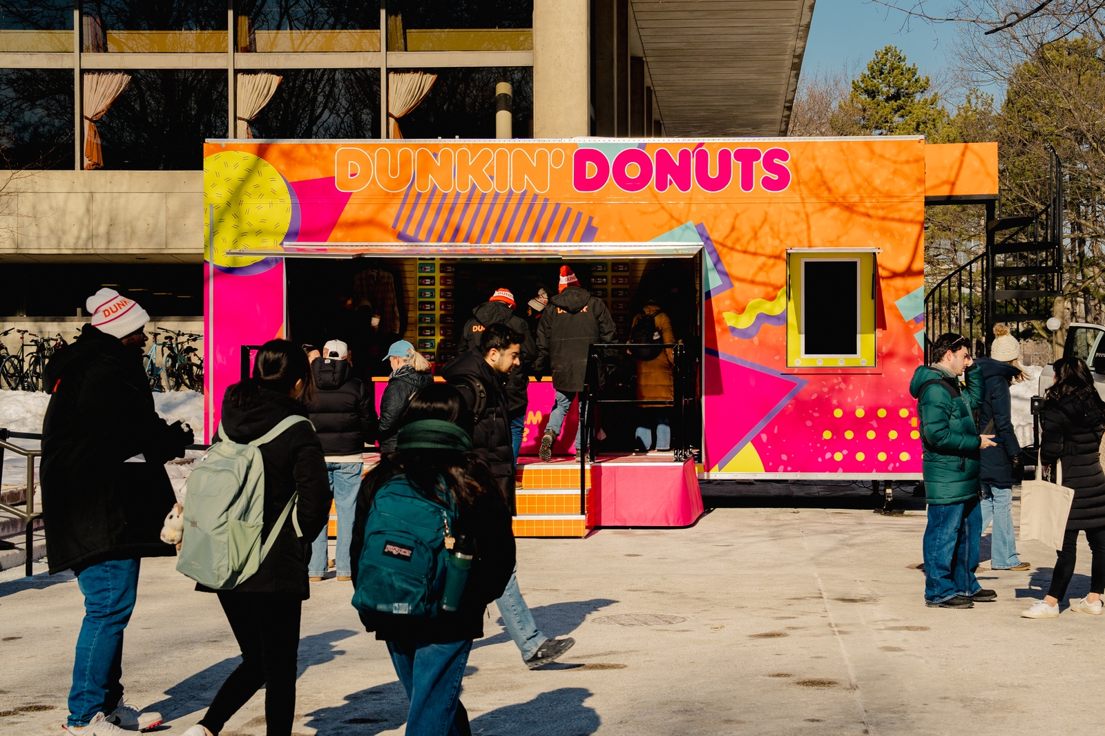 Dunkin’® Drops Another Big Game Teaser on MIT Campus: Rewind to 1995 ...