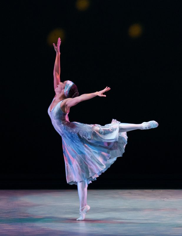 Alvin Ailey American Dance Theater's Isabel Wallace-Green in Alvin ...