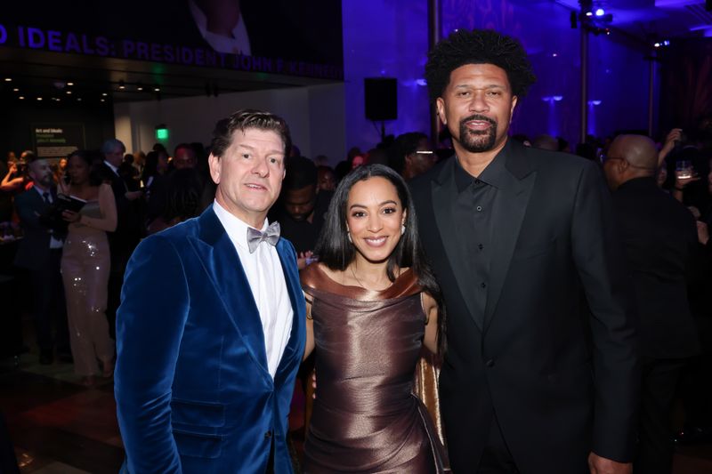 Co-Chair Lyndon Boozer, Angela Rye, and Jalen Rose at Ailey's 2024 ...