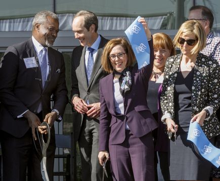 Knight Cancer Research Building opens new era in cancer research | OHSU ...