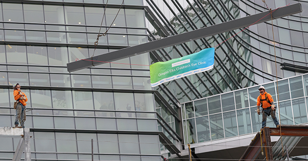 New eye clinic building meets construction milestone | OHSU News
