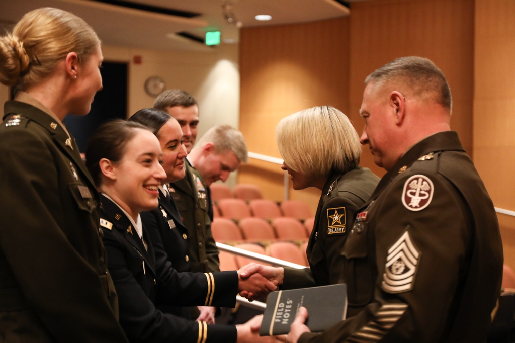 Army surgeon general visit |OHSU News
