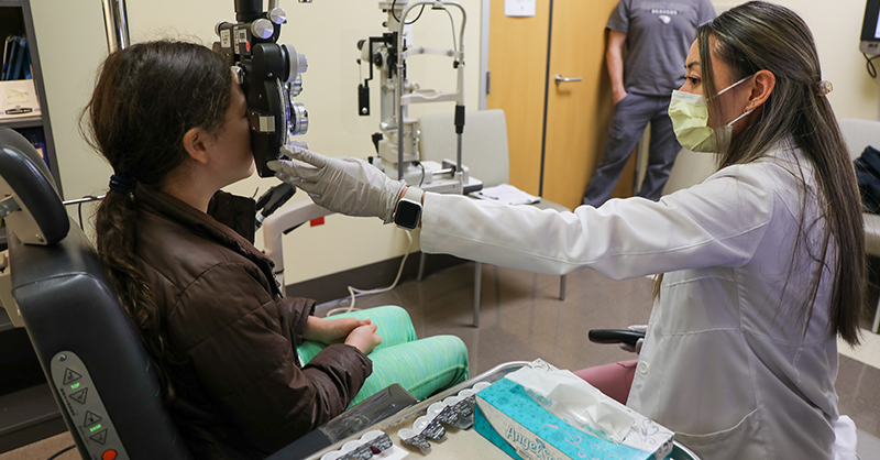 OHSU Casey Eye Institute focuses on nearsightedness | OHSU News
