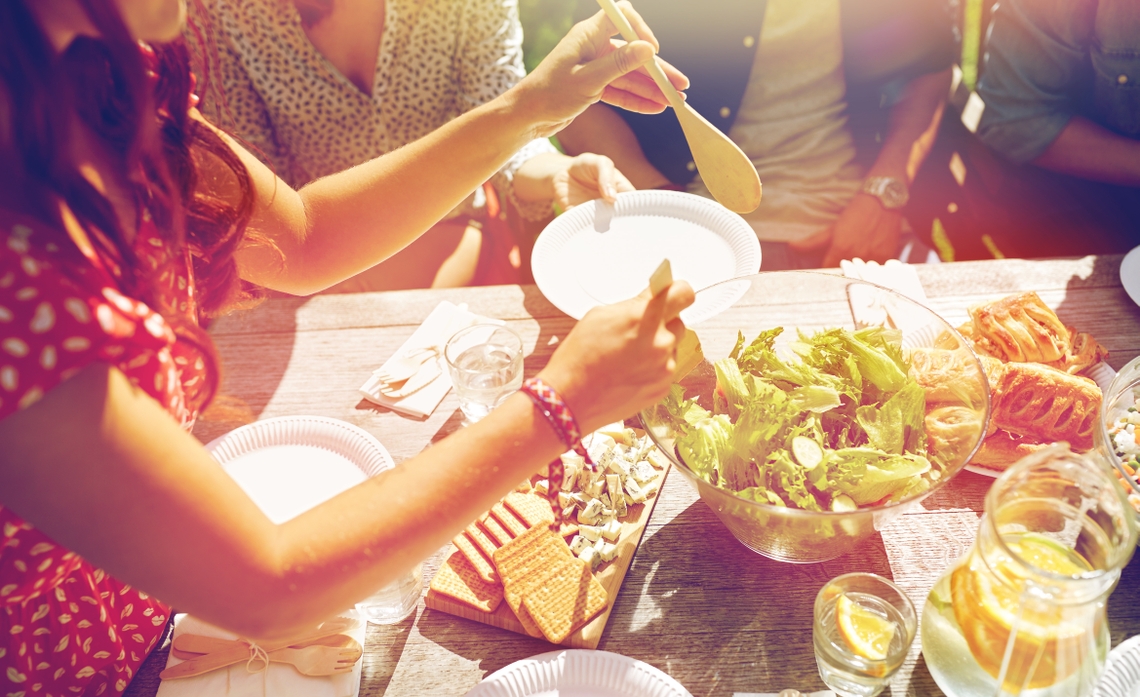 Infographic: Hosting an Energy-Efficient Party | Energized by Edison