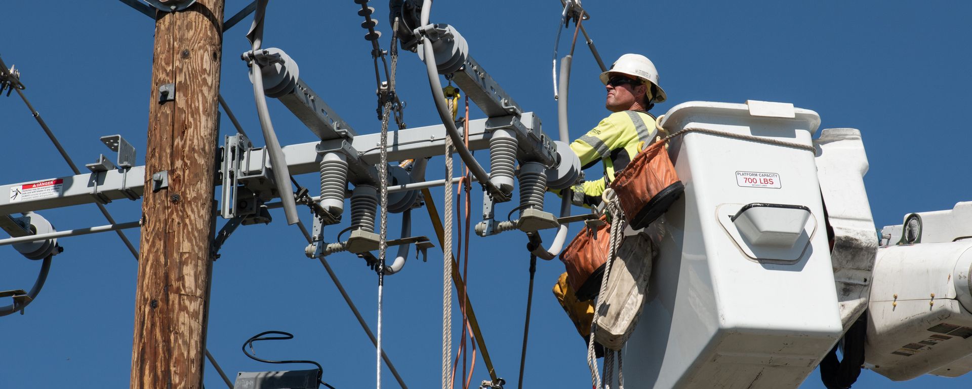 SCE Crews Install Covered Power Lines to Prepare for Active Wildfire ...