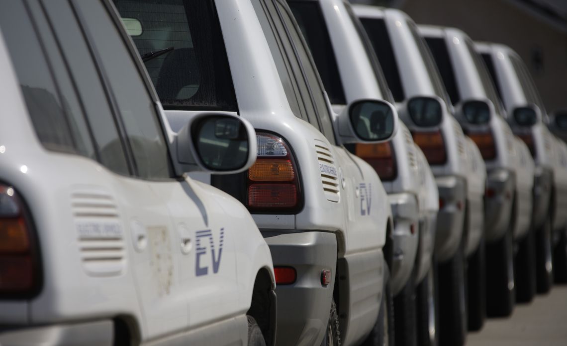 Edison International Joins Push by U.S. Electric Utilities to Electrify ...