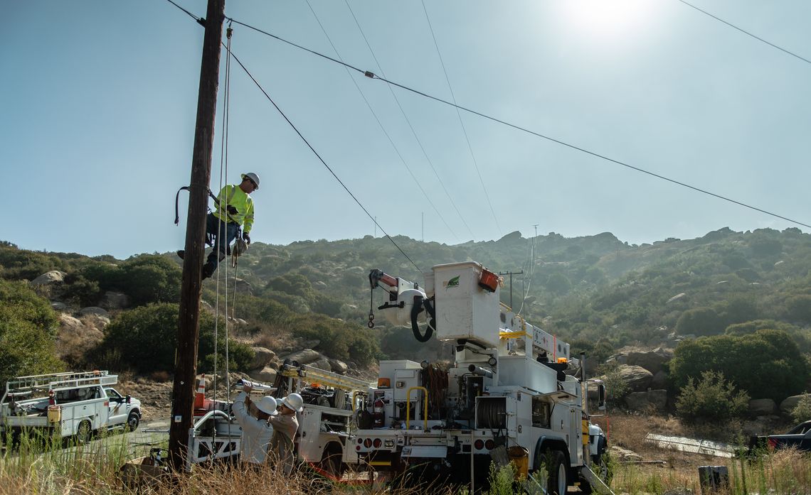 Call or Text 211 for Emergency Support During PSPS Events | Energized ...