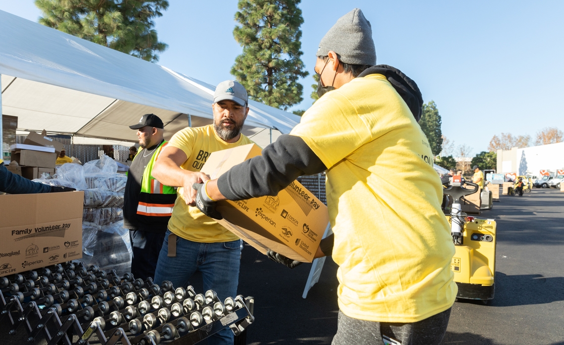 Edison Volunteers Pack Holiday Cheer | Energized by Edison