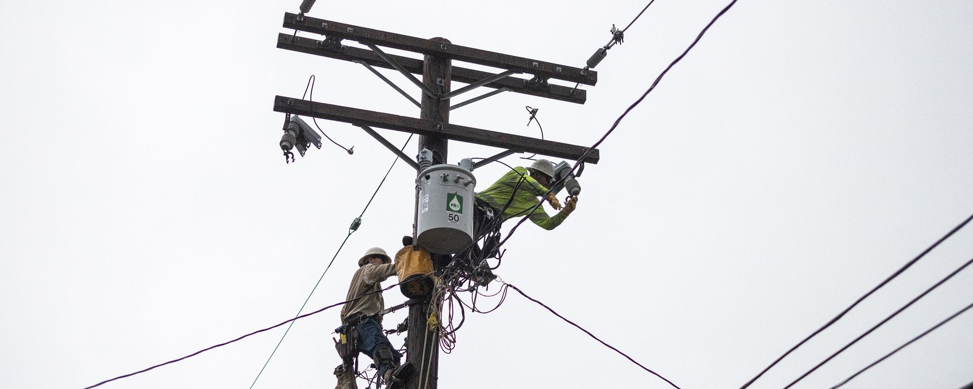 Lineworkers: ‘A Sense of Pride and Satisfaction’ | Energized by Edison